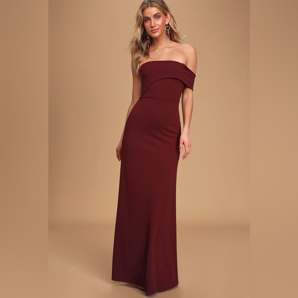 Lulus | Dresses | Lulus Off The Shoulder Burgundy Maxi Dress | Poshmark